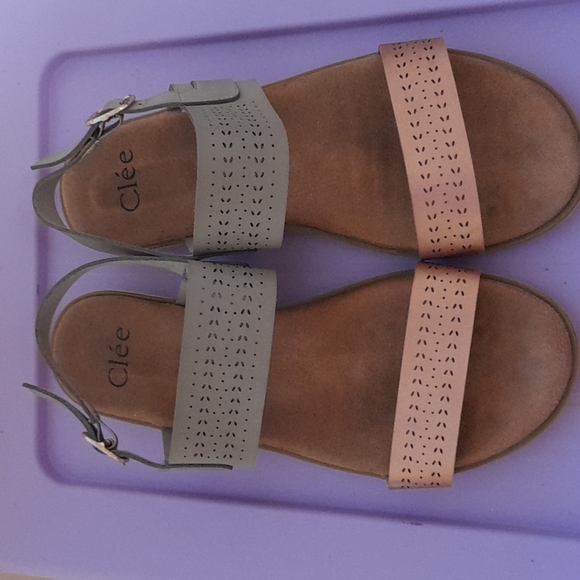 Clee | Shoes | Two Tone Sandals 8 | Poshmark